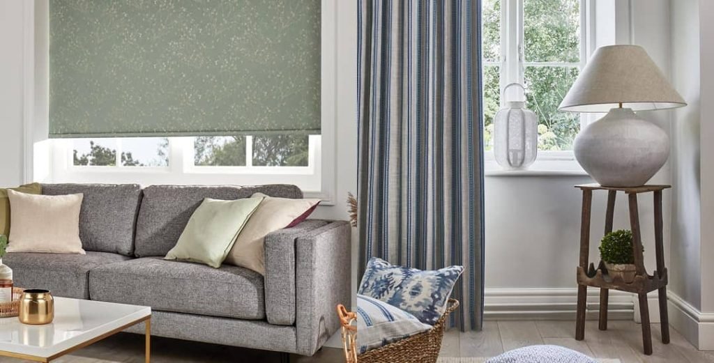 ᐅ ¿Qué es mejor roller vs cortinas? ᐊ ☎ 993 952 634